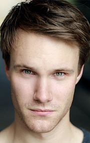 Hugh Skinner - actor - biography, photo, best movies and TV shows