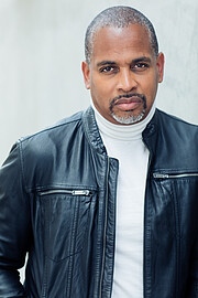 Jonathan D. Wray - actor - biography, photo, best movies and TV shows