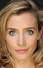 Lisa Dwan - actress, writer - biography, photo, best movies and TV shows
