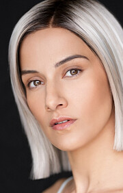 Mitra Suri - actress - biography, photo, best movies and TV shows