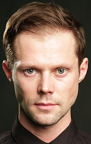 Даниил Воробьев - актёр, сценарист, режиссёр, дубляж: русский язык