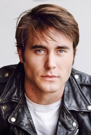 Screenshots - Oliver Edwin