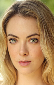 Элизабет Хоппер - актриса, продюсер, сценарист