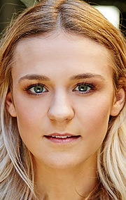 Screenshots - Emmy Dougall