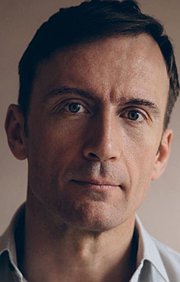 Anthony Howell - actor, camera, dubbing: english