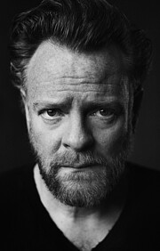 Chris Larkin - actor - biography, photo, best movies and TV shows