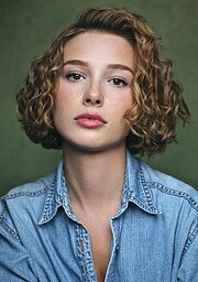 Lizzie Back - actress - biography, photo, best movies and TV shows