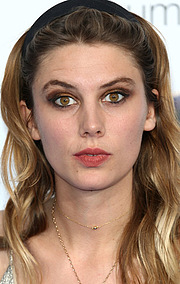 Элли Роуселл - актриса, композитор