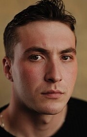 Oliver Huntingdon - actor, director, writer, composer, editor