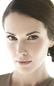 Laura Mennell - actress, producer