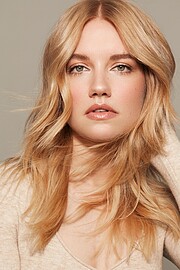 Sara Ball - actor, writer, producer
