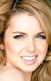 Kirsten Zien - actress, producer