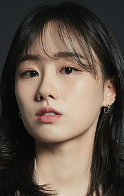 Yoon Sang-Jeong - actress - biography, photo, best movies and TV shows