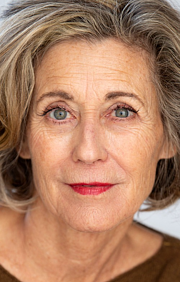 Jennifer Aird's Instagram, Twitter & Facebook on IDCrawl