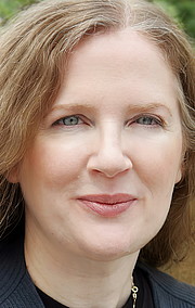 Facts - Suzanne Collins - Wiki: Biography