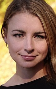 Molly Dunsworth - actress - biography, photo, best movies and TV shows