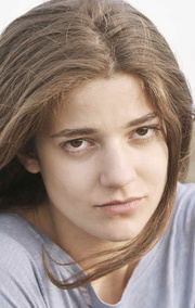 Stills - Esther Garrel