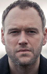 Elliot Cowan - actor, director, writer, producer