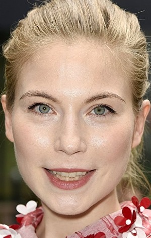 Nora von Waldstätten - actress