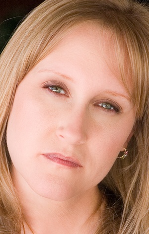 April Lawrence's Instagram, Twitter & Facebook on IDCrawl