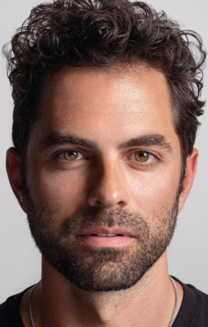 Facts - Gerardo Celasco - Wiki: Biography