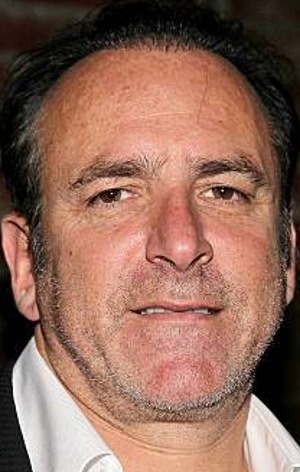 Стюарт Олсон - продюсер - биография, фото, лучшие фильмы и сериалы