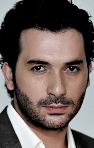 Озан Чобаноглу - актёр, сценарист, режиссёр, продюсер