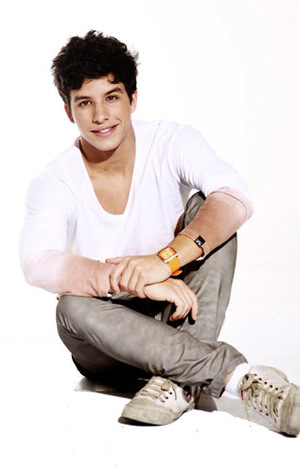 Ricky Tavares - actor - biography, photo, best movies and TV shows