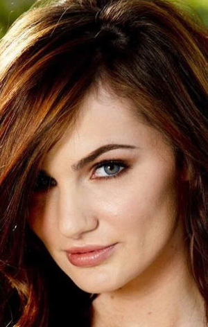 Screenshots - Lily Carter