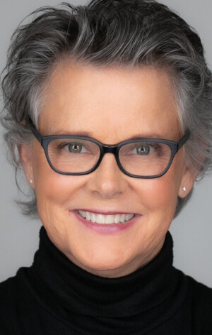 Stills - Amanda Bearse