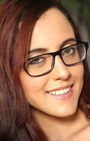 Roxanne Rae - actress, writer - biography, photo, best movies and TV shows