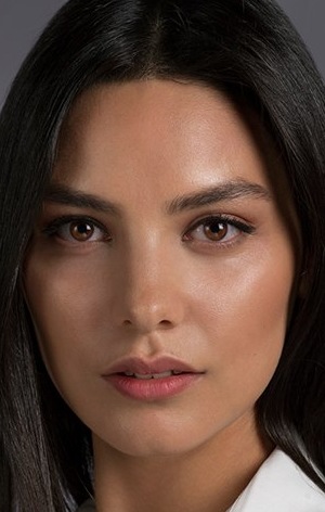 Hazal Filiz Küçükköse - actress
