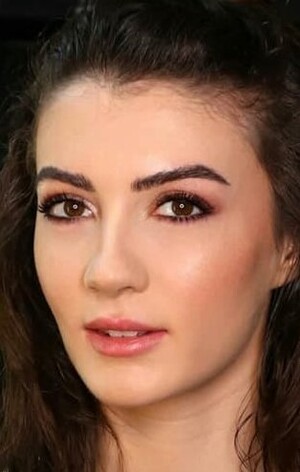 Burcu Özberk - actress - biography, photo, best movies and TV shows