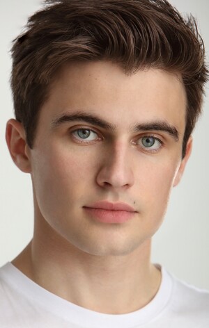 Gunner Burkhardt - actor - biography, photo, best movies and TV shows