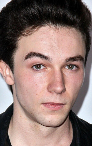 Mark McKenna - actor - biography, photo, best movies and TV shows