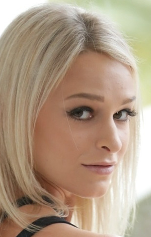 Emma Hix - actress - biography, photo, best movies and TV shows