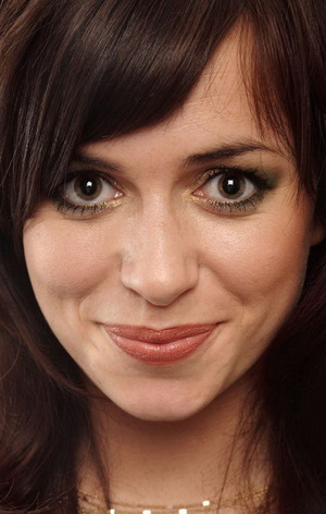Eve Myles - actress, producer - biography, photo, best movies and TV shows