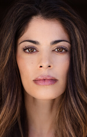 Lindsay Hartley - director, actress, writer, producer