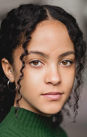 Lou Llobell - actress - biography, photo, best movies and TV shows