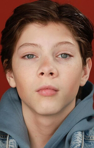 Shylo Molina - actor - biography, photo, best movies and TV shows