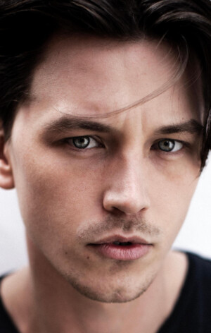 Simon Lööf - actor - biography, photo, best movies and TV shows