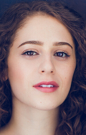 Anna DeRusso - actress - biography, photo, best movies and TV shows