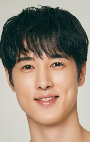 Min-yeop Han - actor - biography, photo, best movies and TV shows