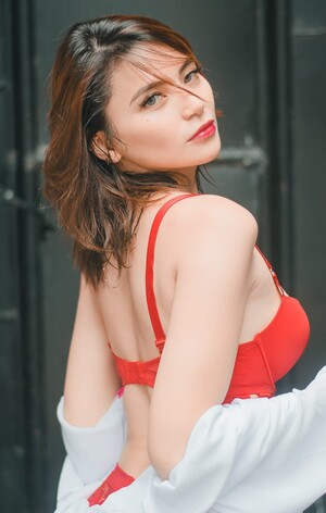 Shiena Yu - actress - biography, photo, best movies and TV shows