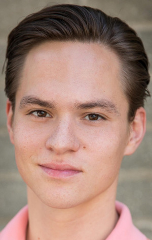 Mark L. Young - actor - biography, photo, best movies and TV shows