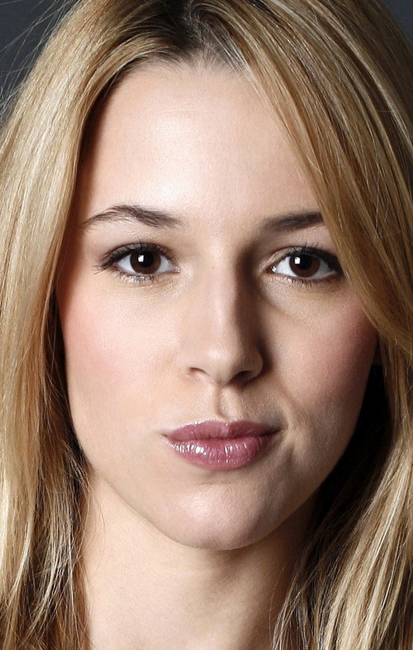 Facts - Alona Tal - Wiki: Biography