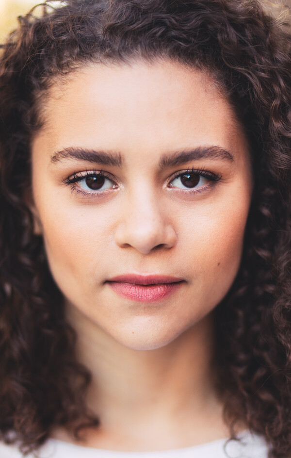 Lily Santiago - actress - biography, photo, best movies and TV shows