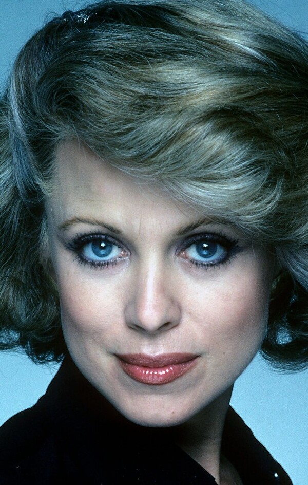 Phyllis Davis - actress - biography, photo, best movies and TV shows