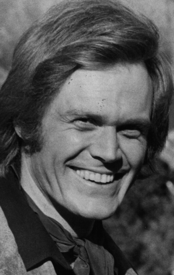 Roger Davis - actor - biography, photo, best movies and TV shows