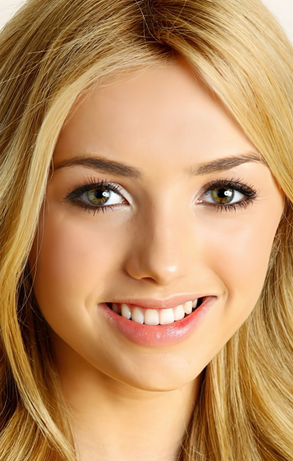 Peyton List - actress, director, producer, dubbing: english